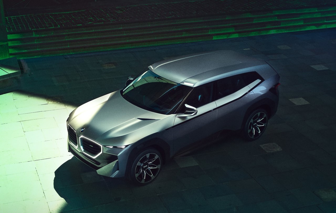 BMW XM Concept, il SUV ibrido plug-in da 750 CV | Allaguida