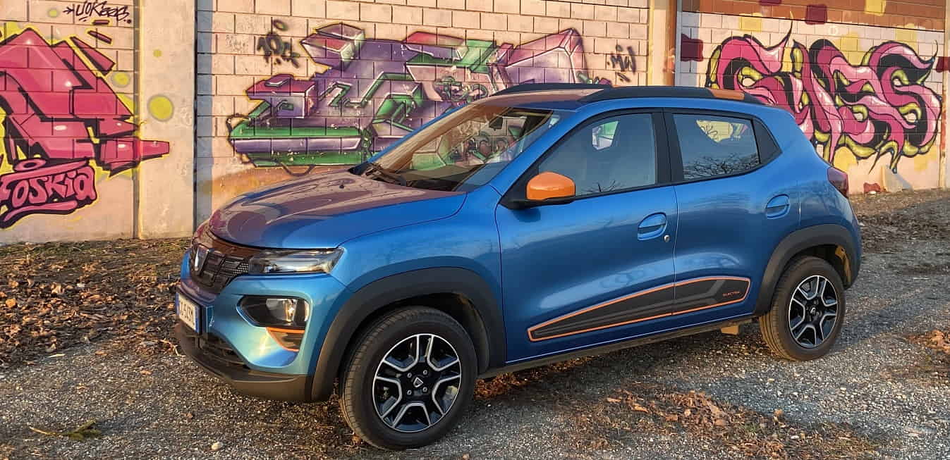 Dacia Spring: la prova su strada della citycar elettrica | Allaguida ...