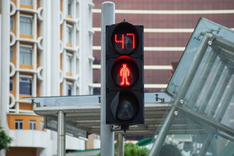 Semafori countdown: quando arriveranno finalmente in Italia | Allaguida