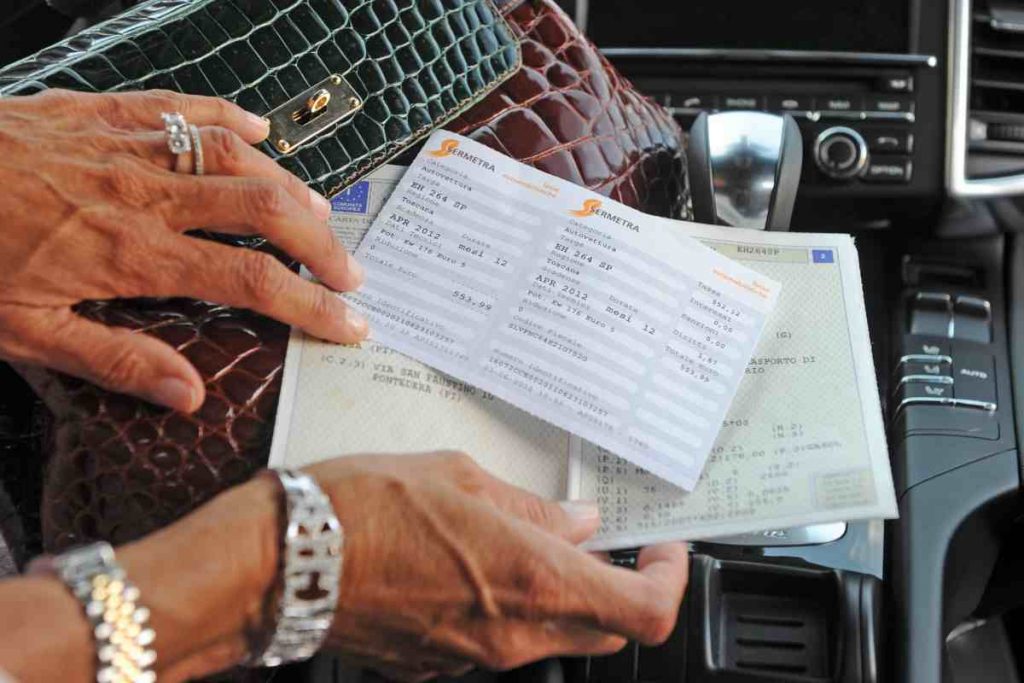 Superbollo auto, ci siamo per l'abolizione: tutto ciò che c'è da sapere ...