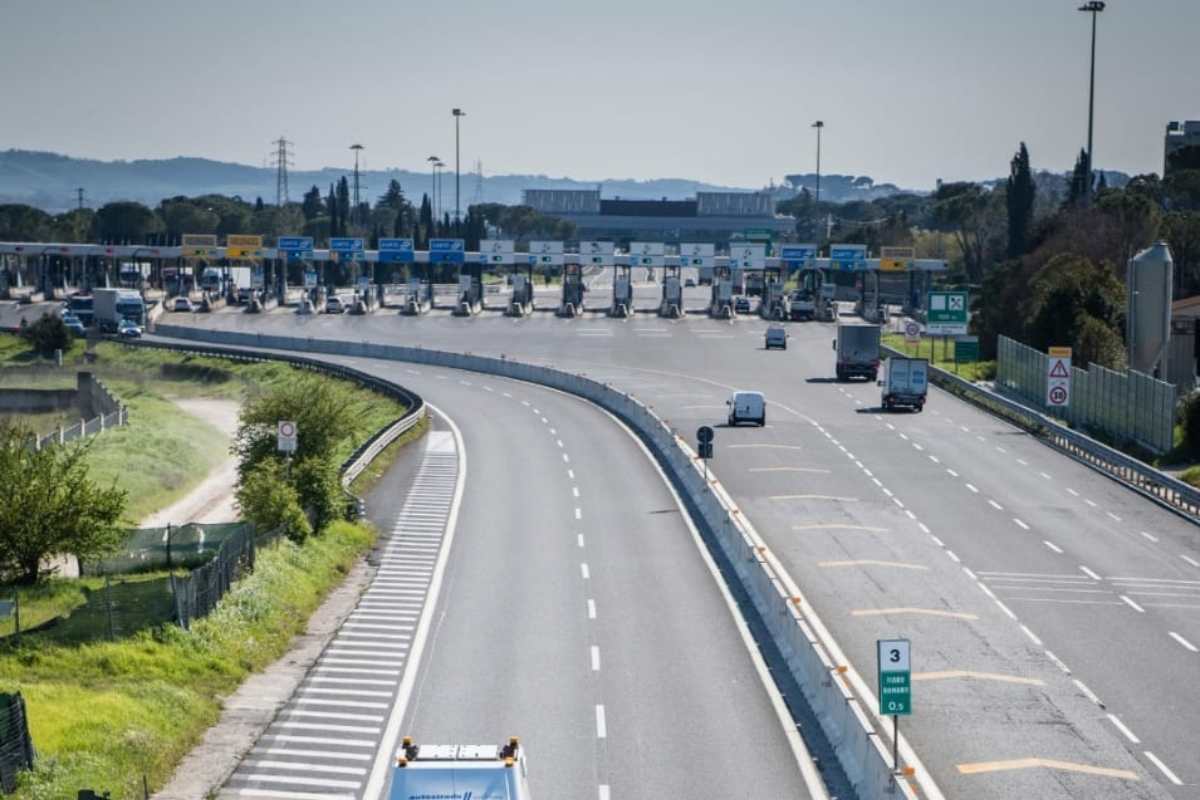 Autostrade per l'Italia, addio alle tessere Viacard: come ottenere ...