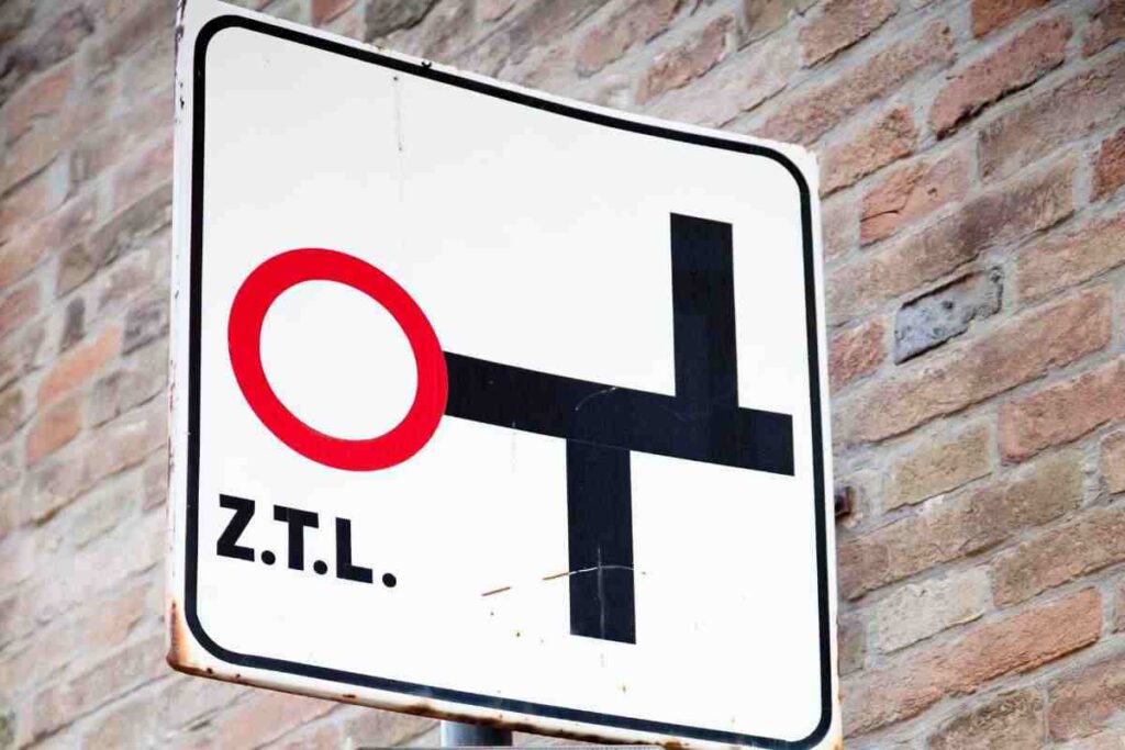 ZTL, quando si può passare? Attenzione a questo dettaglio della ...